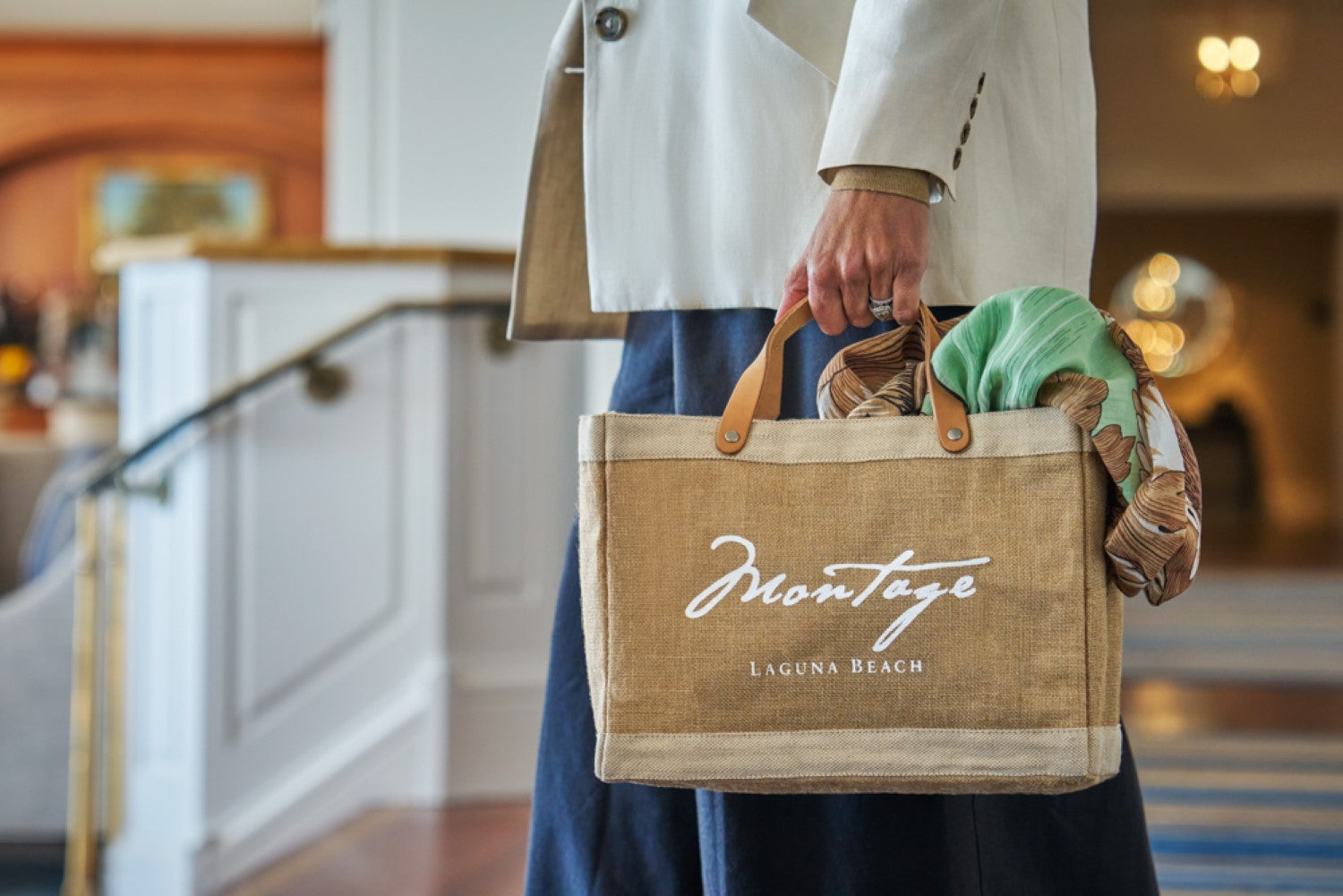 Totes – Shop Montage